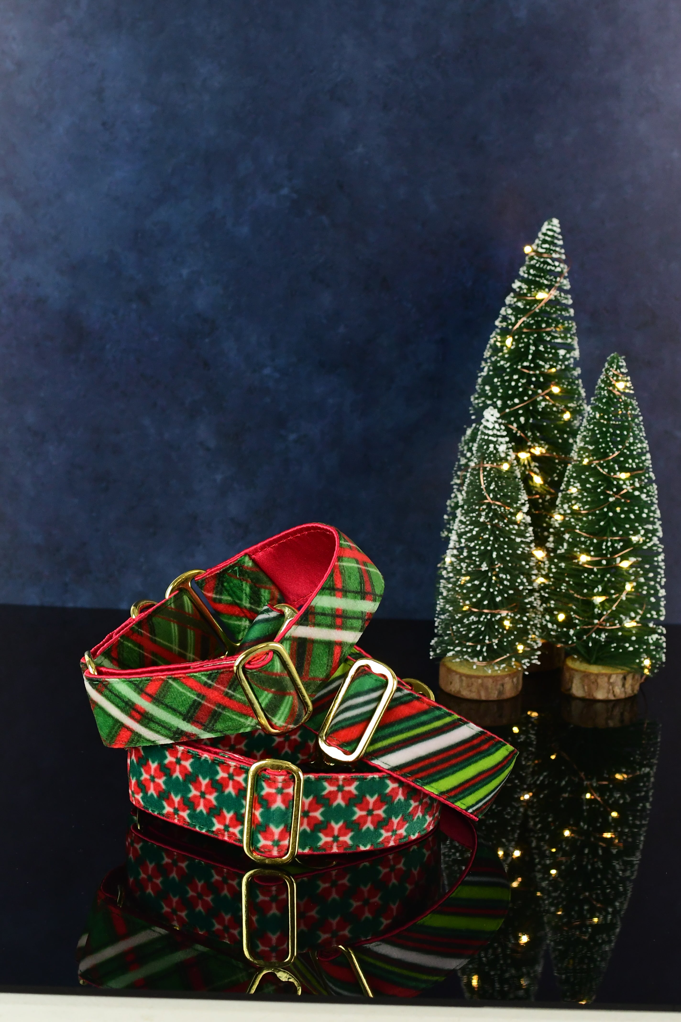 Christmas Dog Collars your dog will love! - 2 Hounds Design